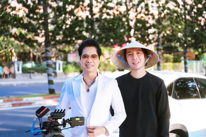 Ngoc Son reveals love story on Valentine's Day - Vietnam.vn