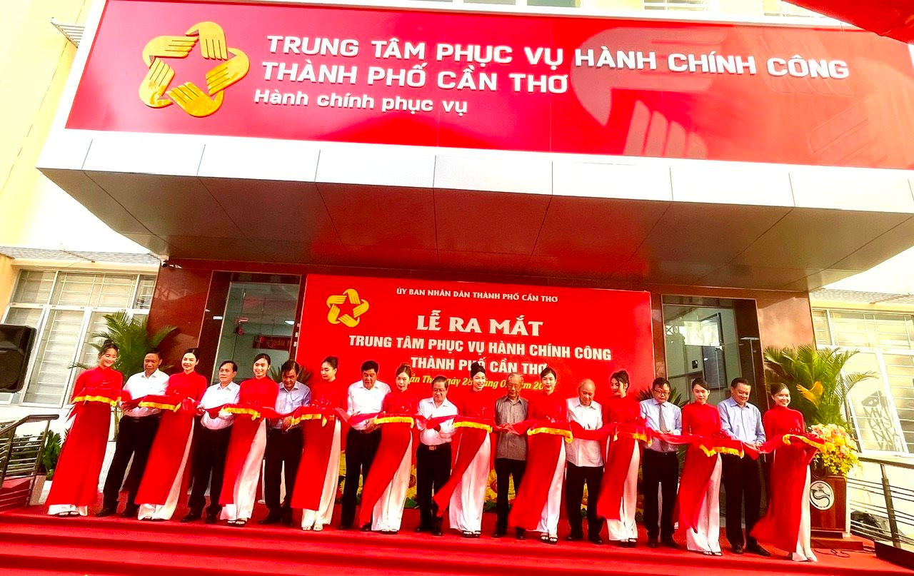 Ra mắt Trung tâm Phục vụ hành chính công - Vietnam.vn