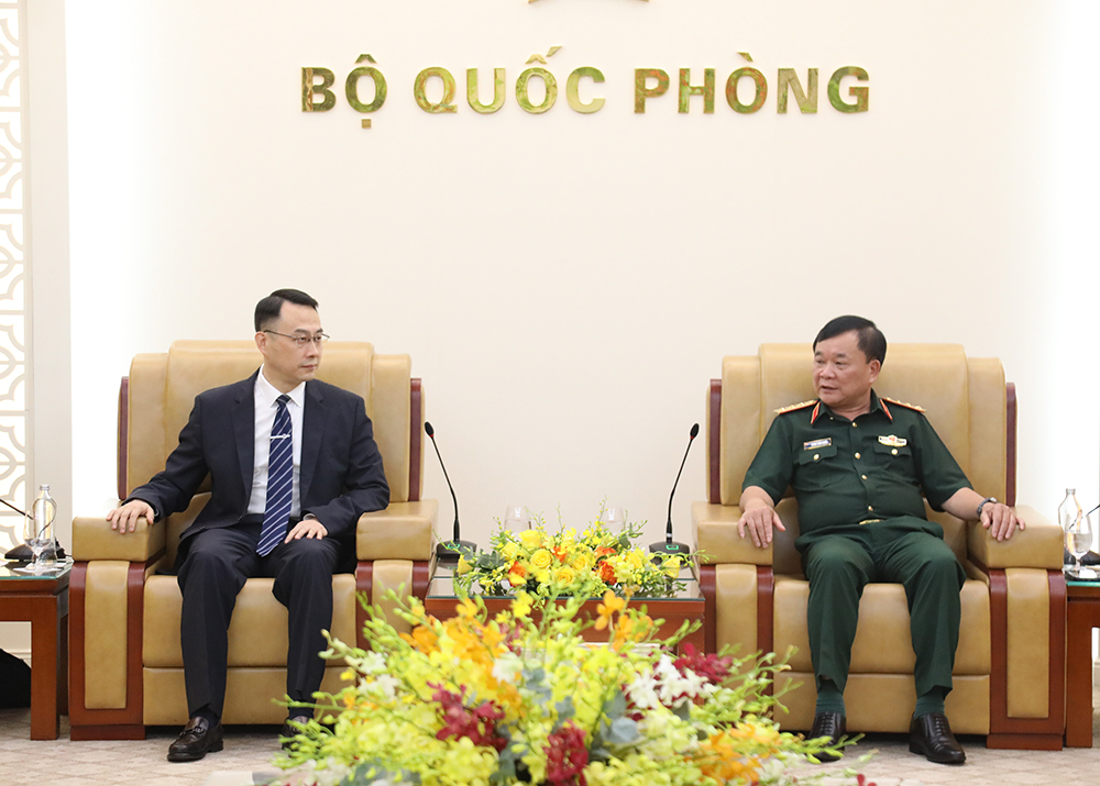 Thượng tướng Hoàng Xuân Chiến tiếp Tham tán Cảnh vụ Đại sứ Quán Trung Quốc tại Việt Nam - Vietnam.vn