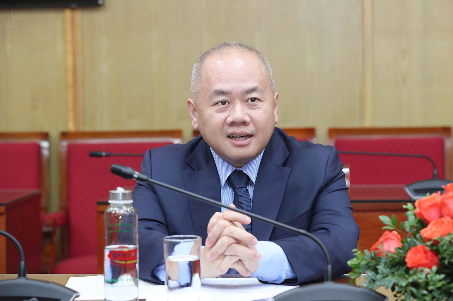 Thứ trưởng Đỗ Thành Trung làm việc với Trung tâm Nông nghiệp quốc tế Australia - Vietnam.vn