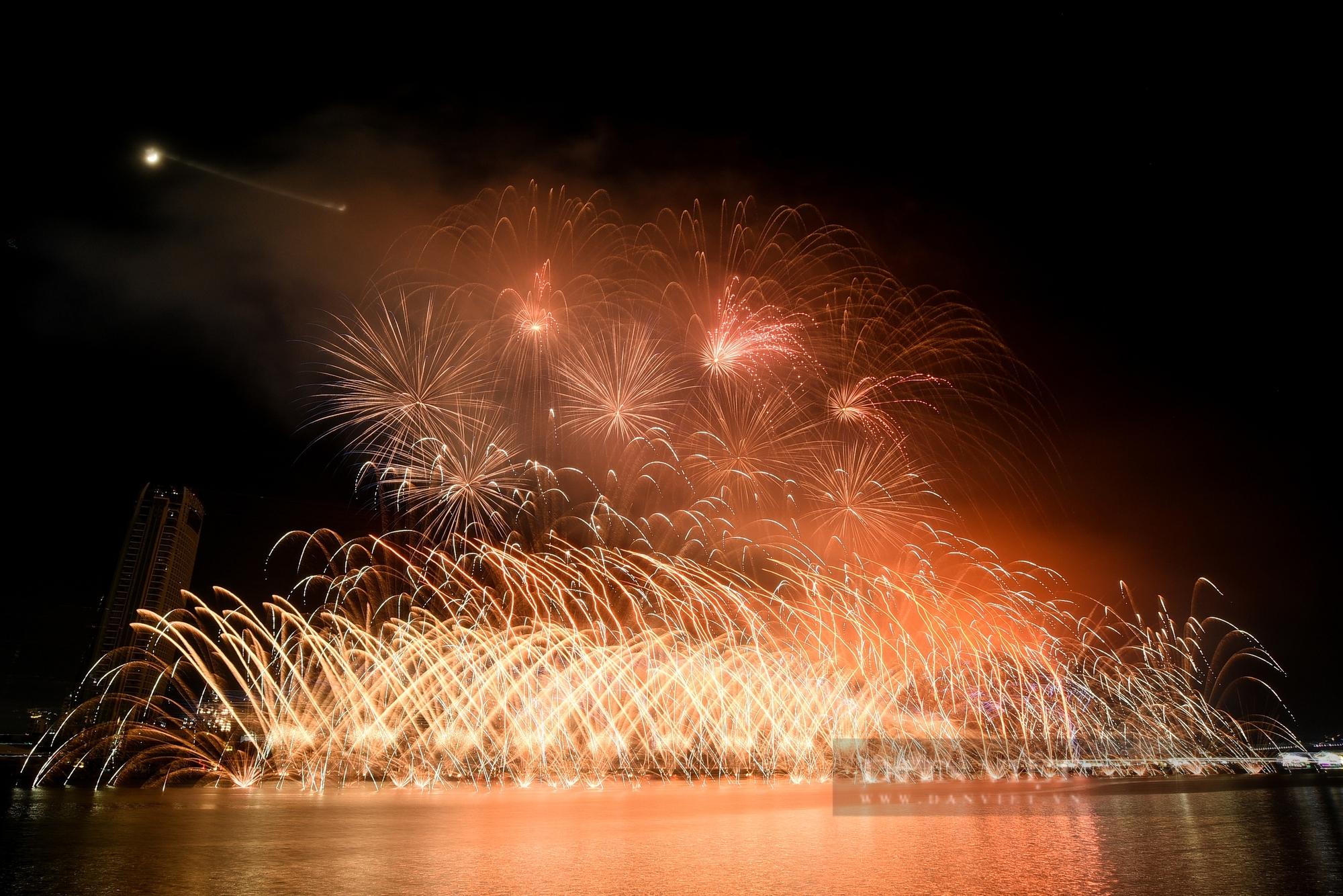 Chiêm ngưỡng màn trình diễn giúp Phần Lan vô địch Lễ hội pháo hoa quốc tế Đà Nẵng (DIFF 2024 ...