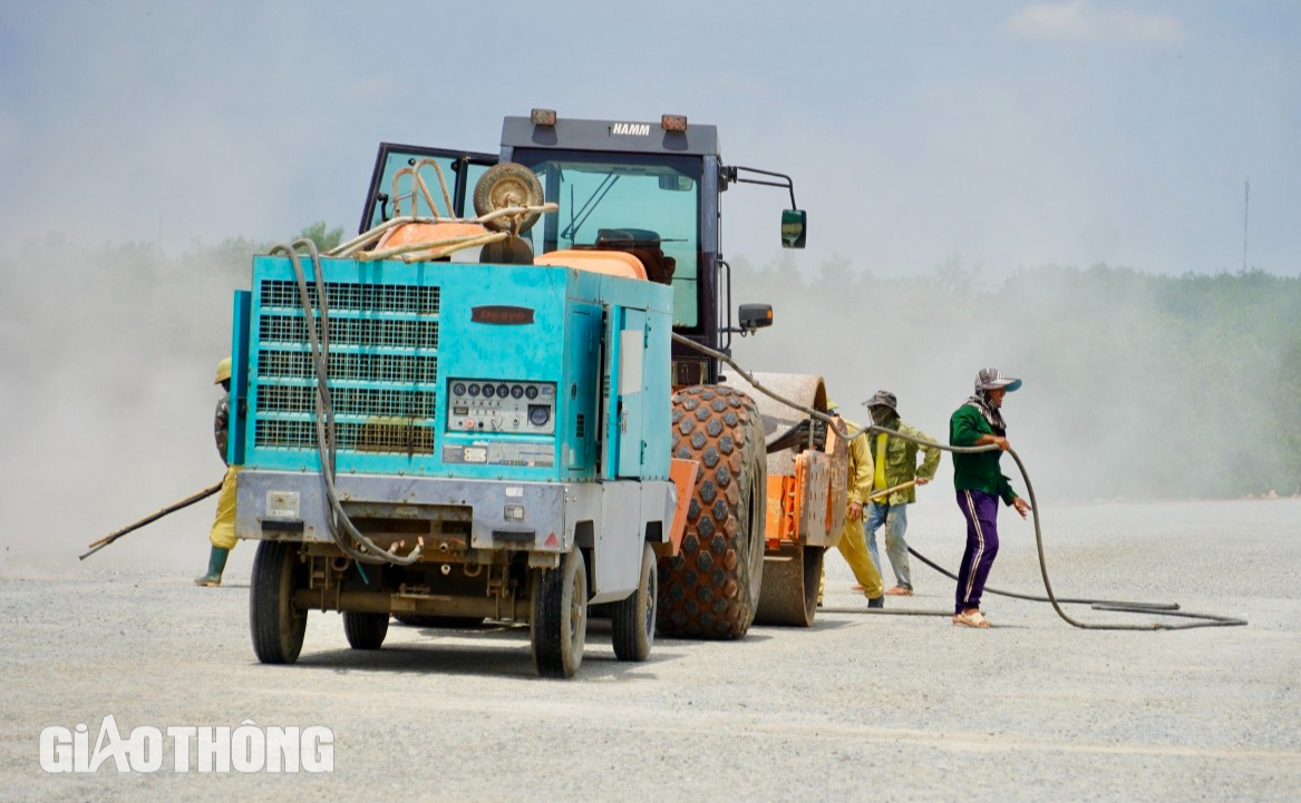 Ba Ria를 통과하는 Bien Hoa 고속도로 - Vietnam.vn