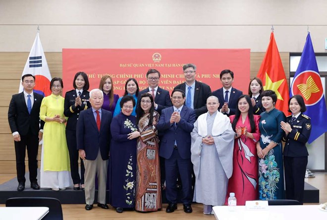 Prime Minister Pham Minh Chinh Meets With Overseas Vietnamese In Korea